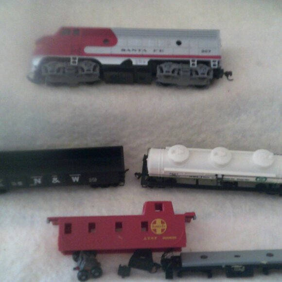 Bachmann | Toys | Train Bachman Santa Fe 37 Train Set With Track Ho ...
